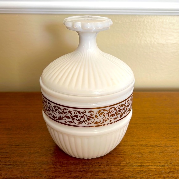 Avon | Accents | Vintage Avon Milk Glass Covered Jar | Poshmark